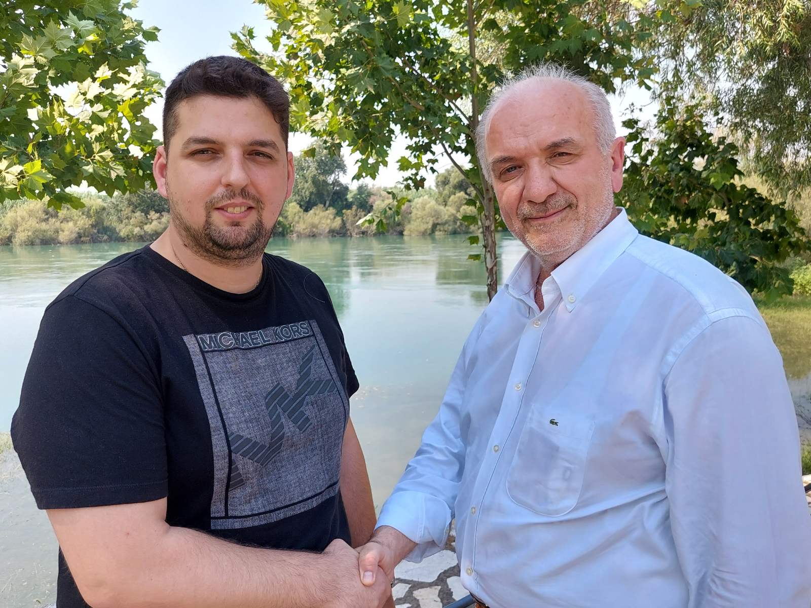 Ο Πρόεδρος της Τοπικής Κοινότητας Νεοχωρίου Απόστολος Γατζούδης στο ...